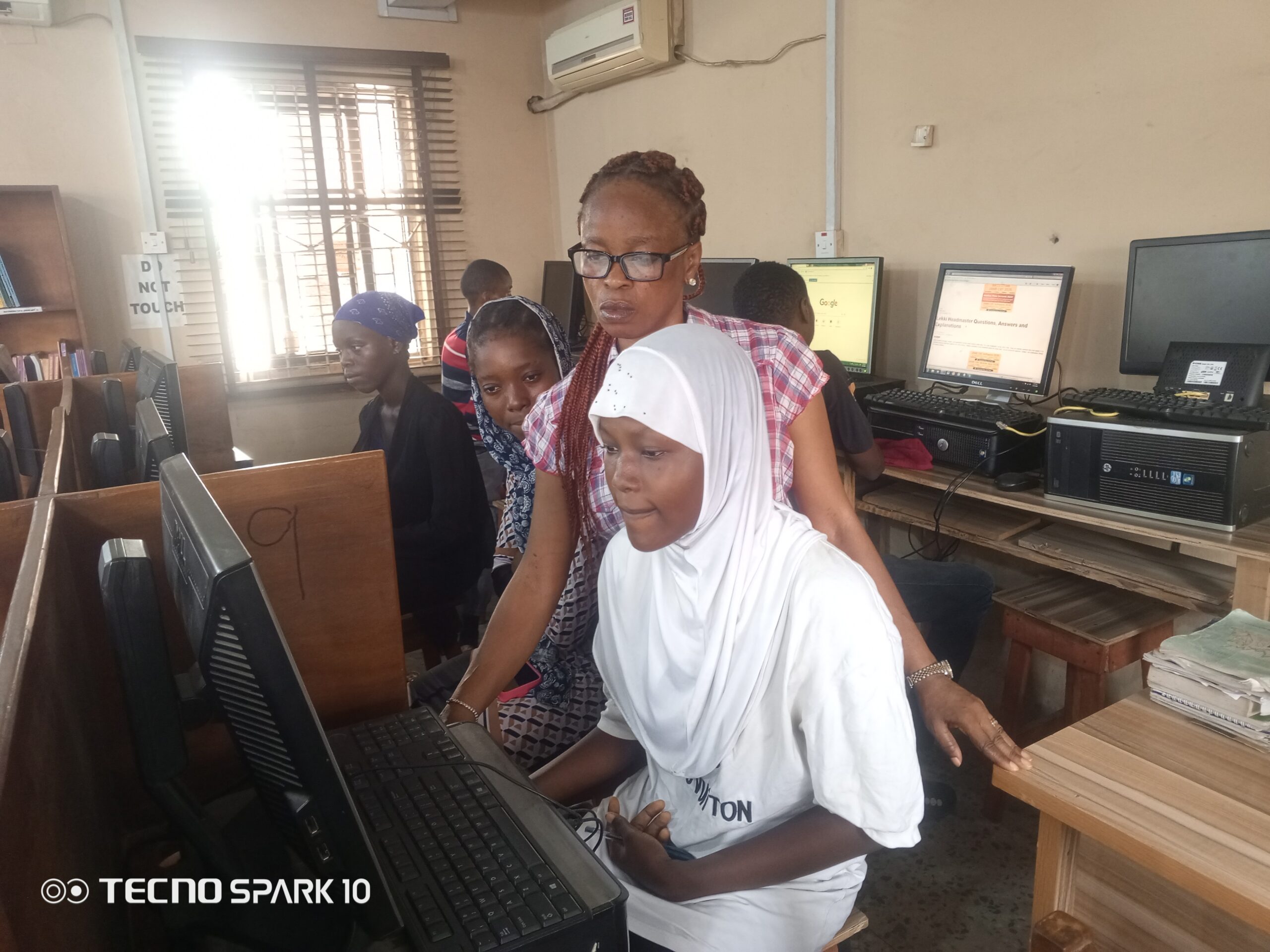 Alogba Library Begins Free Pre – JAMB Training For Students In Ikorodu