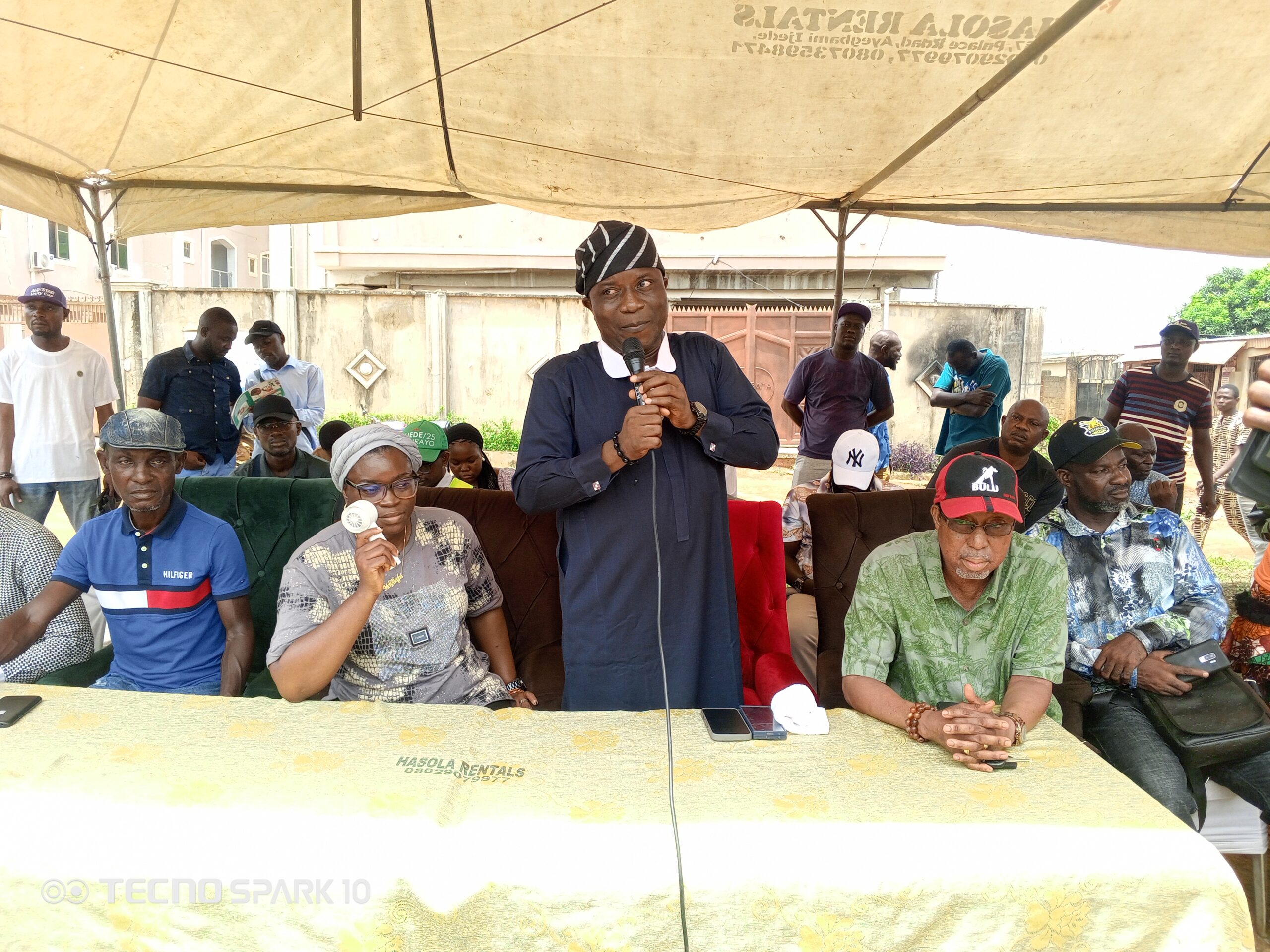 Constituency Projects: AMA Flags Off Construction Of Two Roads ln ljede