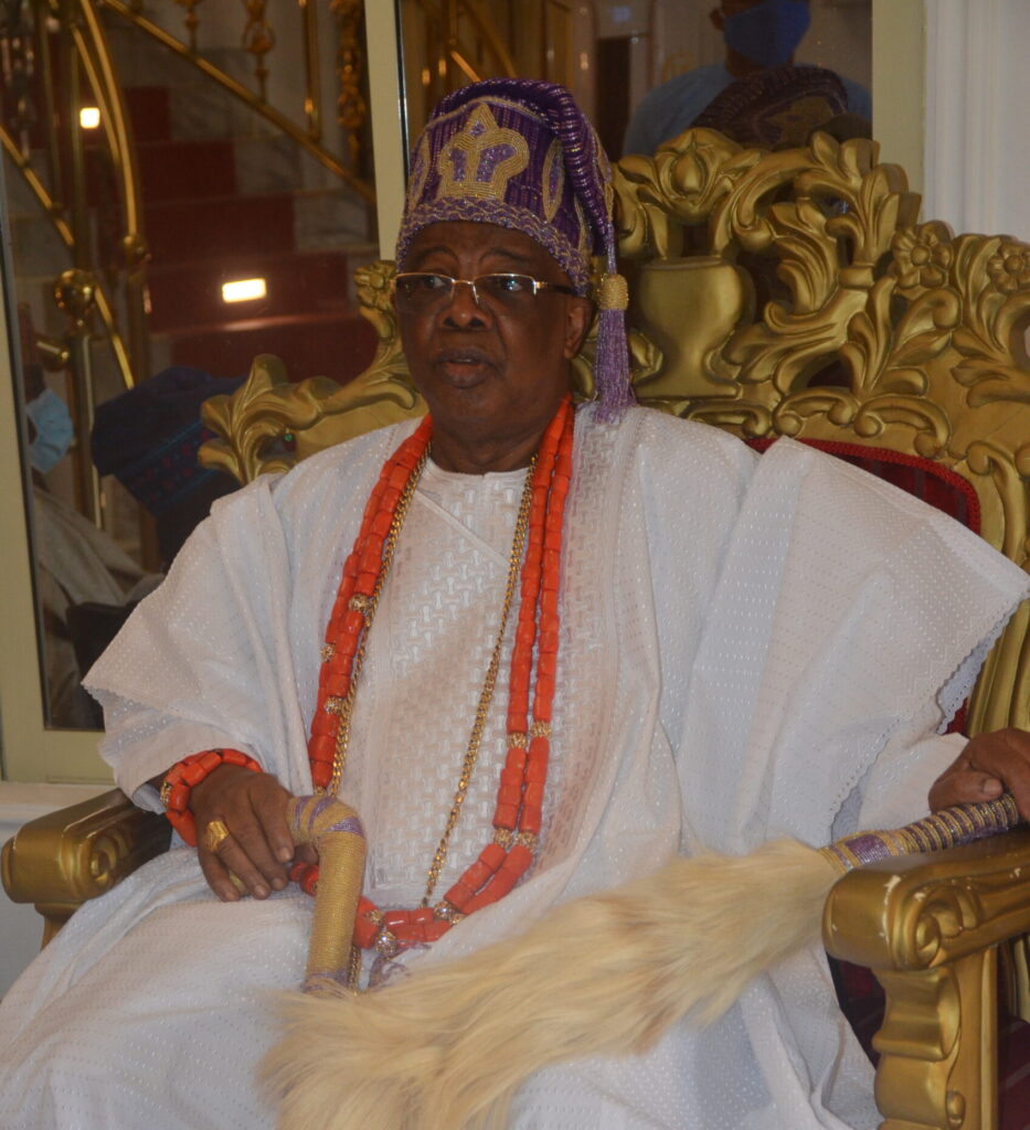 6th Crowning Anniversary: IKODASS Chairman Congratulates Oba Shotobi