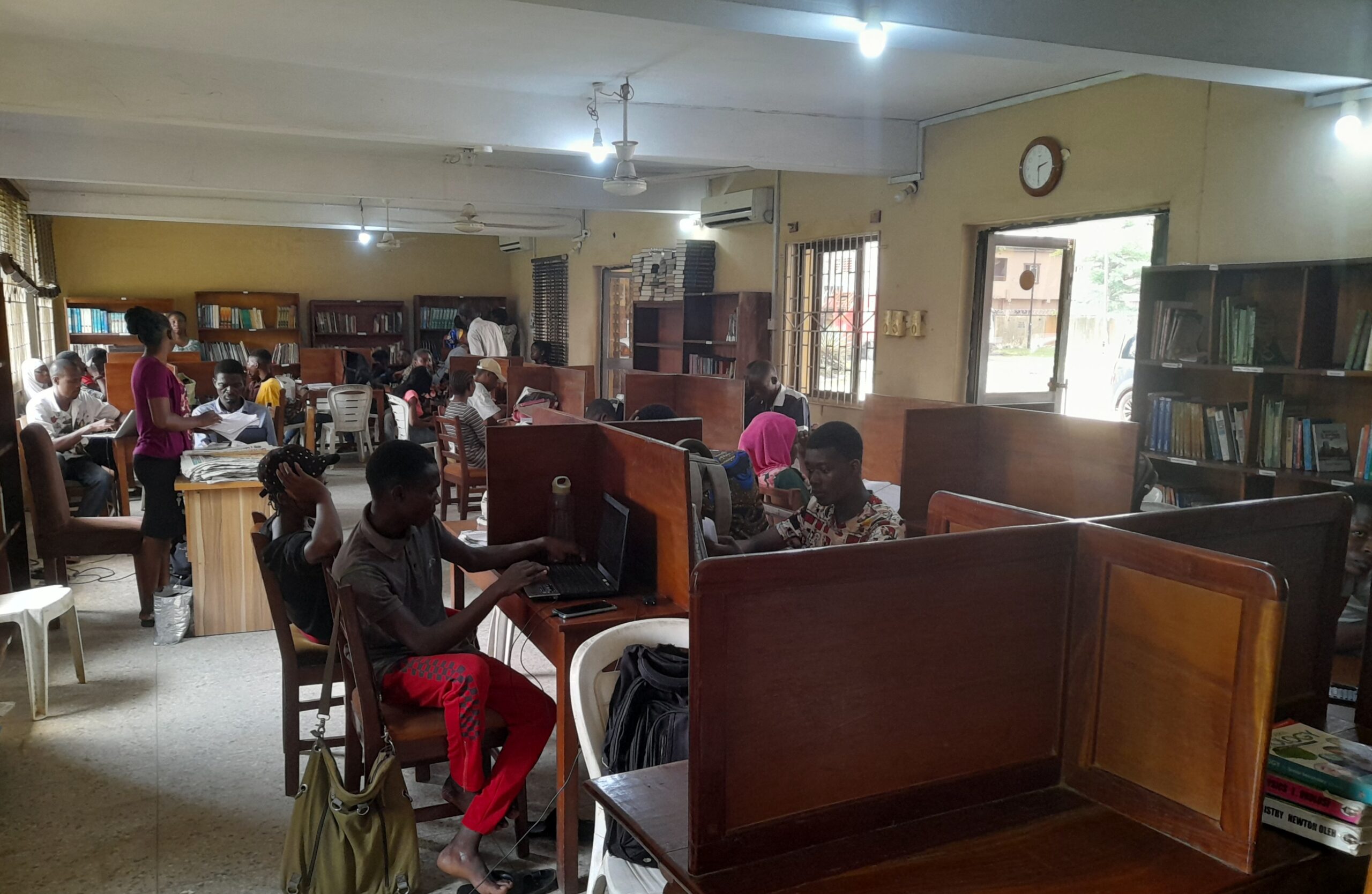 Alogba Library Attains Full E – Facilities Status