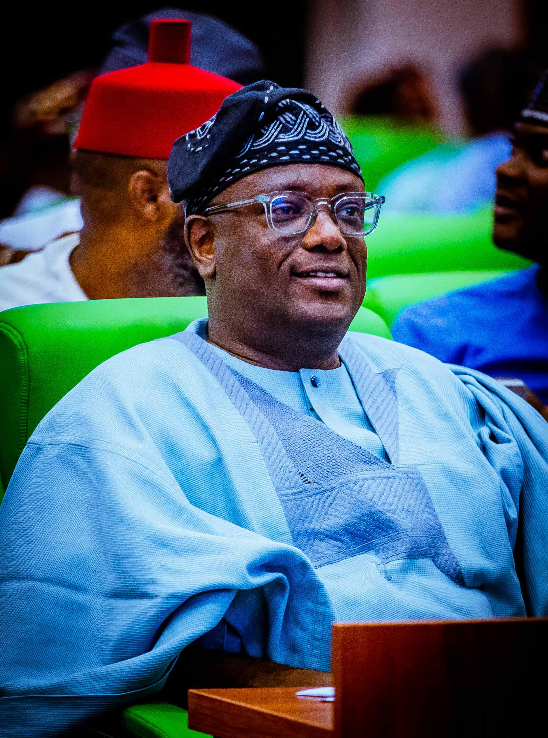 Commendations As Rep. Benson Announces Igbogbo/Oreta/Offin Road ...