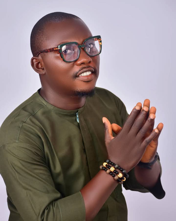 Again! Hon. Matthew Arowolo Emerges Ikorodu Councilor Of The Year